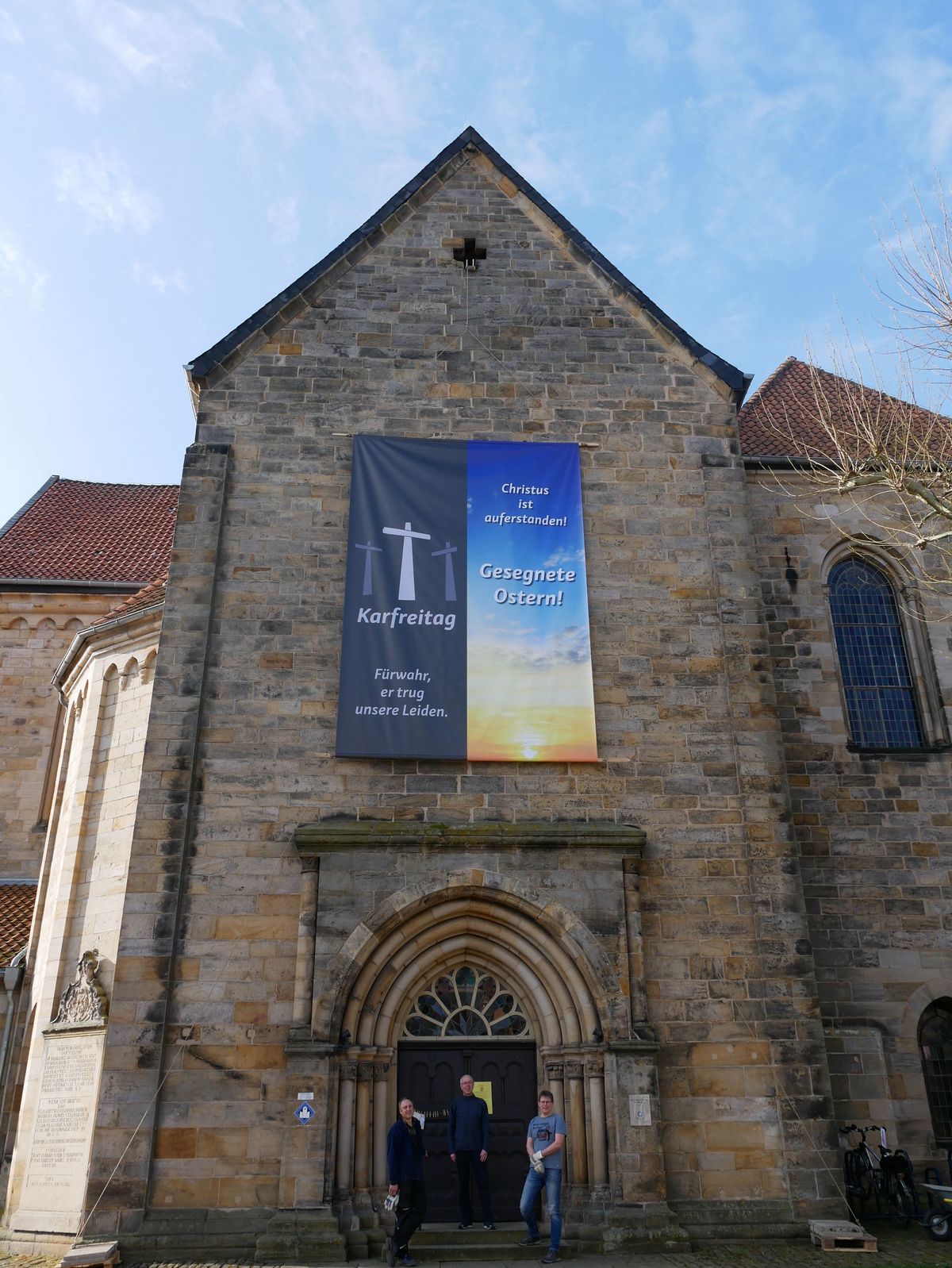 con-nect.de - Calenberger Online News: Blickfang am Kirchturm