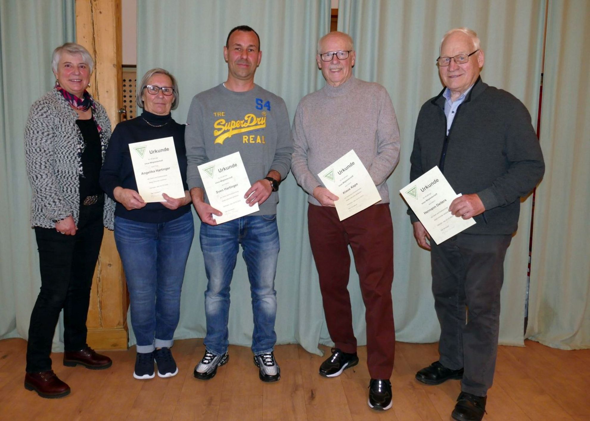 con-nect.de - Calenberger Online News: Zwei besondere Jubilare erfreuen ...