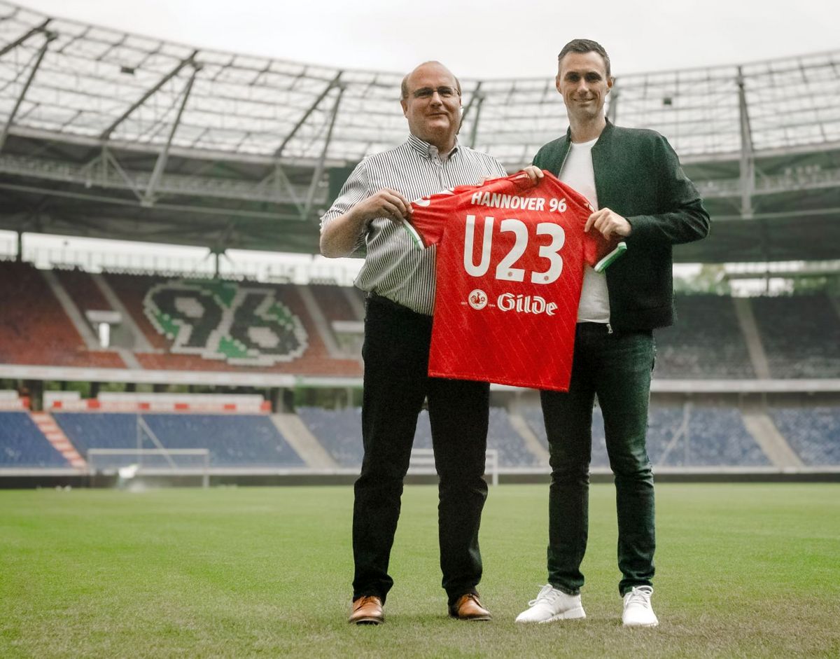 con-nect.de - Calenberger Online News: Gilde Brauerei wird erster Rückensponsor der 96 U23 ...