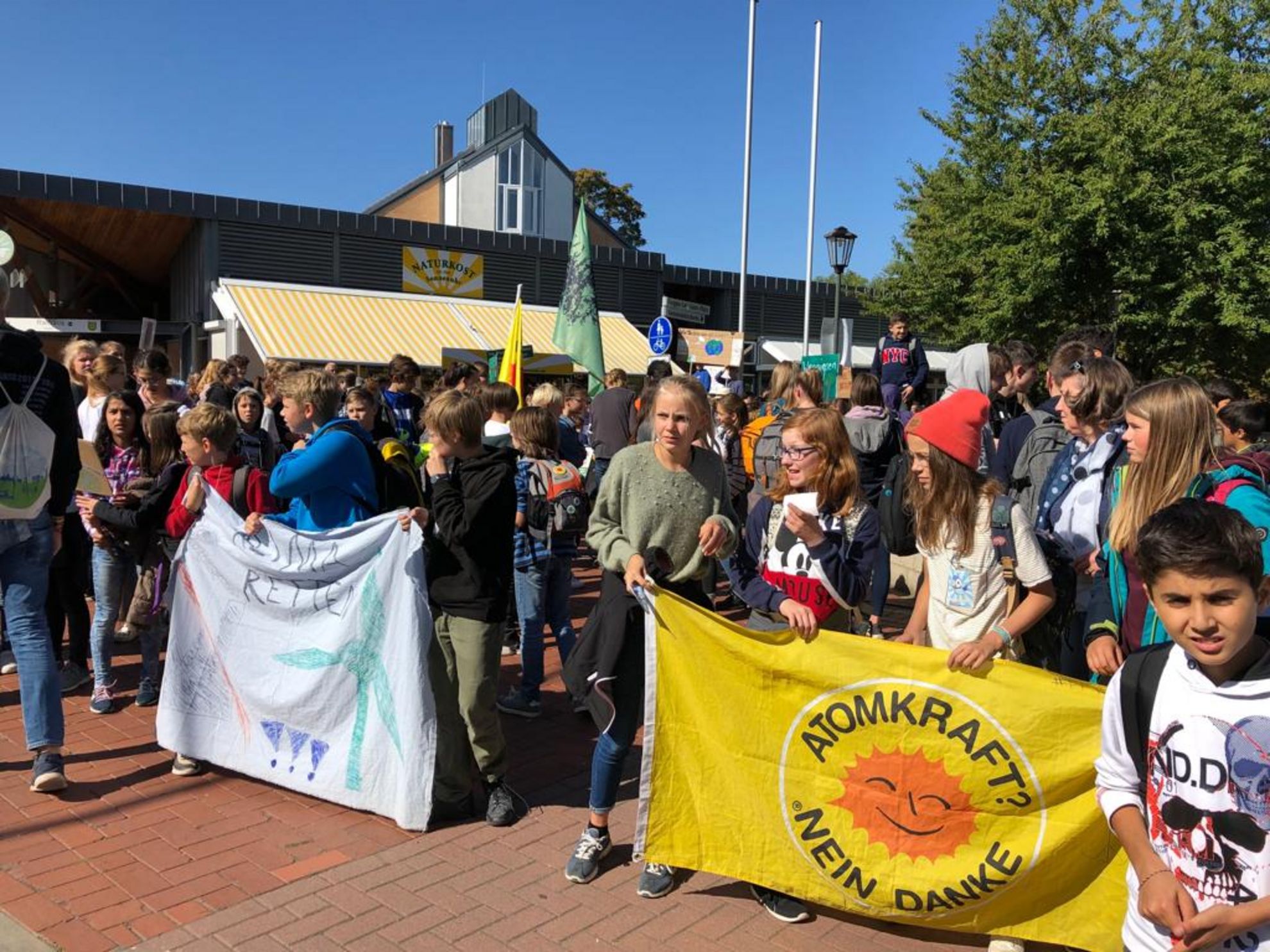 con-nect.de - Calenberger Online News: Klima-Demo "Alles für's Klima ...