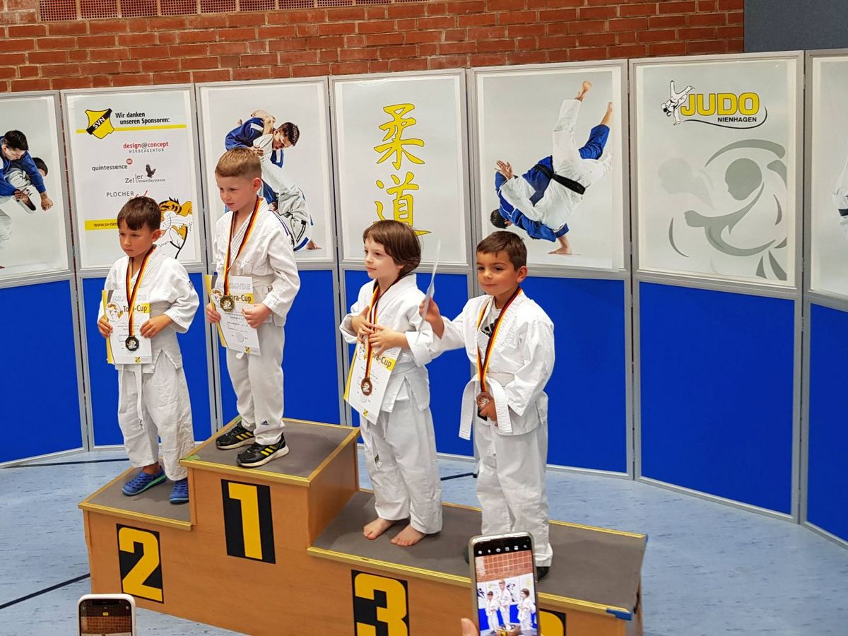 con-nect.de - Calenberger Online News: Tora-Cup`22: VSV Judokas holen ...